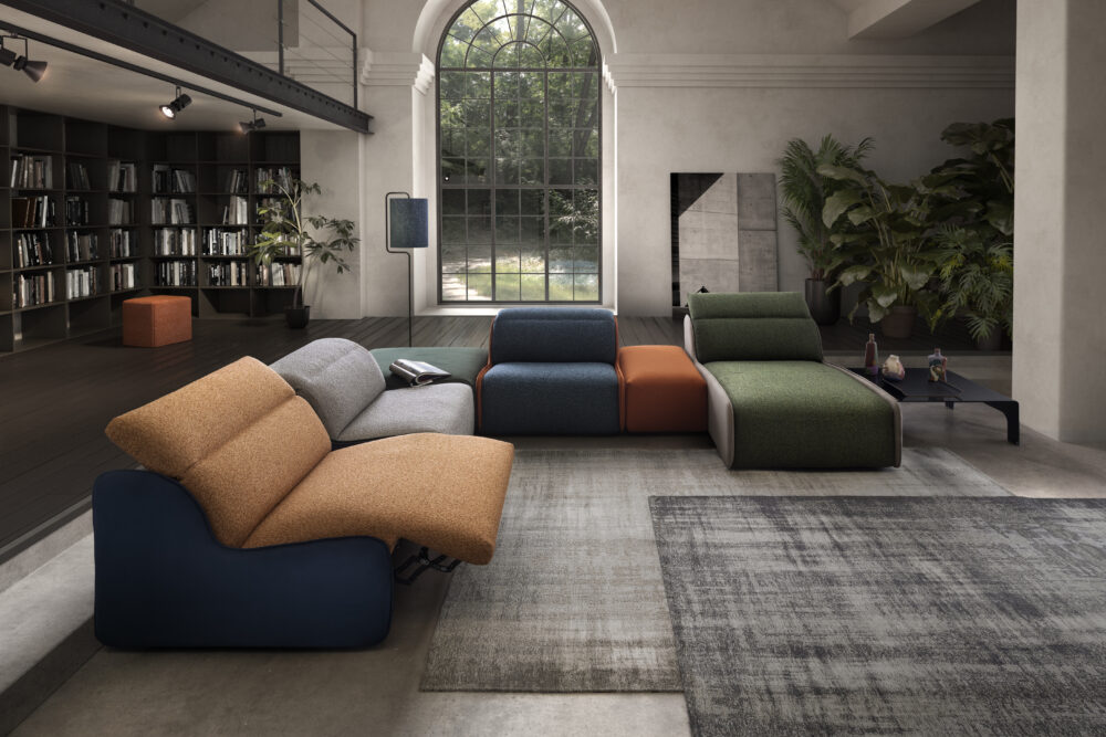 Scegliere il divano è una cosa seria perché un divano è per sempre. O ...